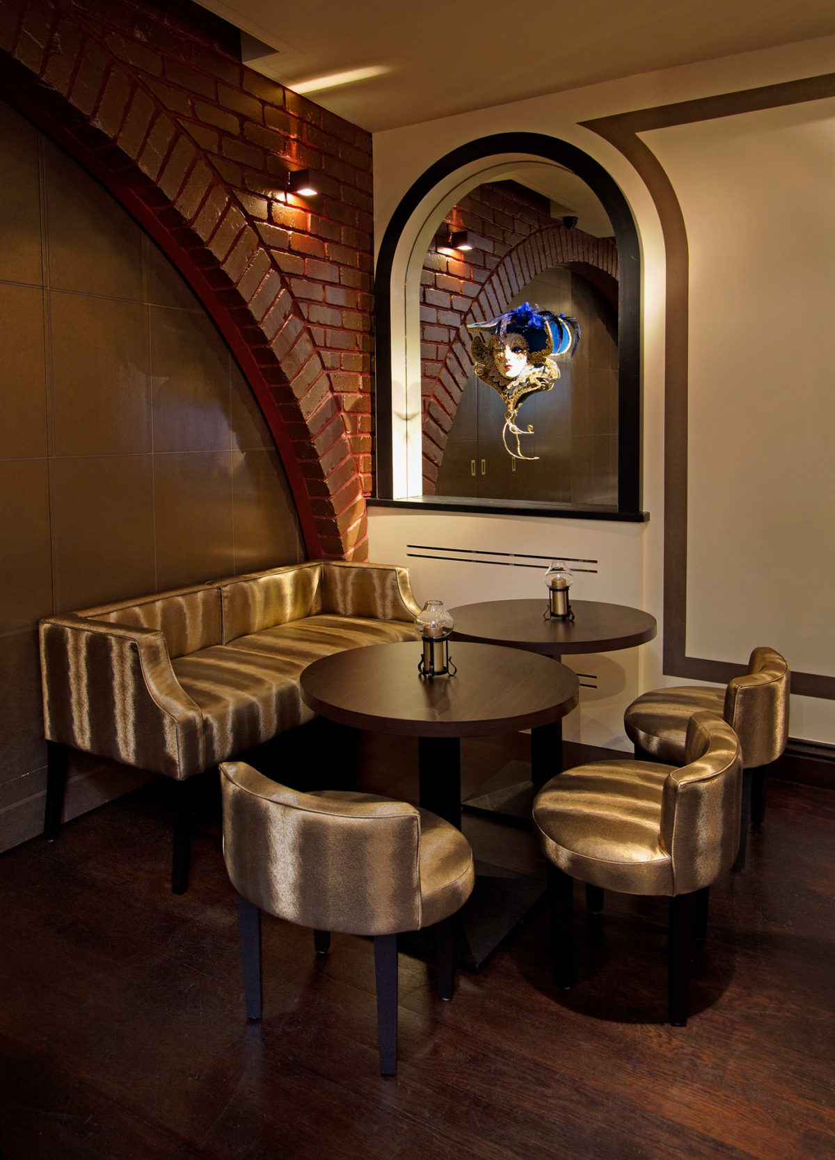 CRIB DE RIB RESTAURANT – Lacaze London